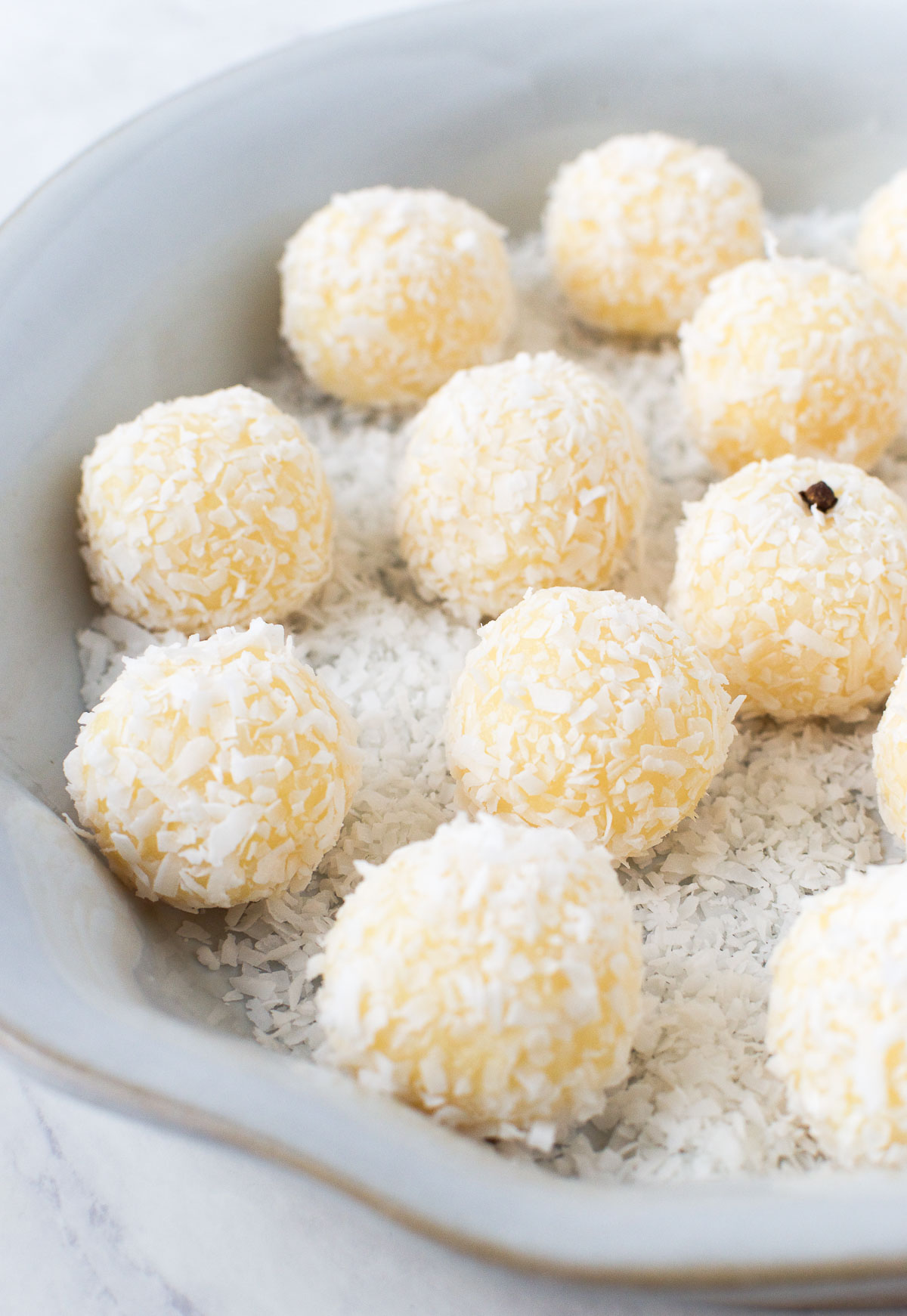 Beijinho de Coco - Brazilian Coconut Balls Recipe with Condensed Milk ...